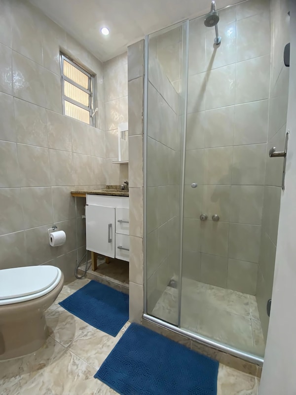 Apt 402 - Charm In Copacabana 5 Minutes From The Beach! - Rio de Janeiro