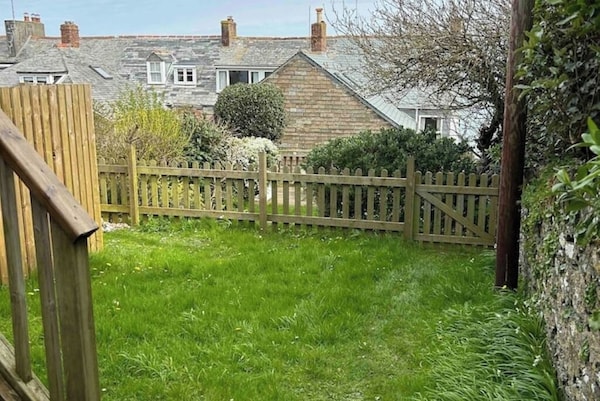 Flat In Port Isaac - Seaview & Parking - Port Gaverne