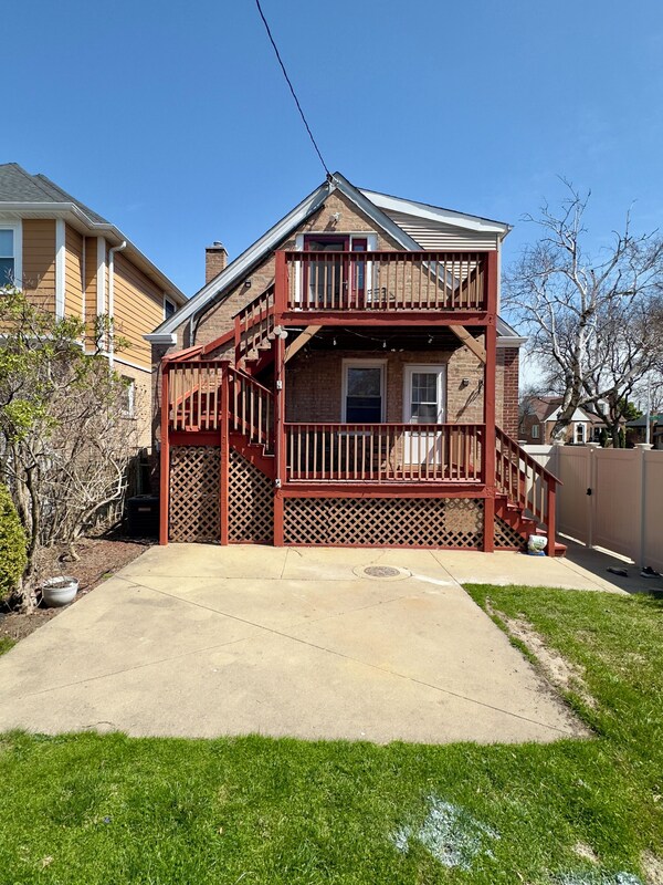 Charming 2-bedroom Residence In Jefferson Park, Chicago! - Chicago O'Hare Airport (ORD)