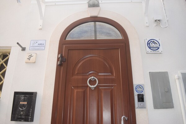 G&m Home-holiday House, Holiday House Located In The Center Of Castellana Grotte - Putignano