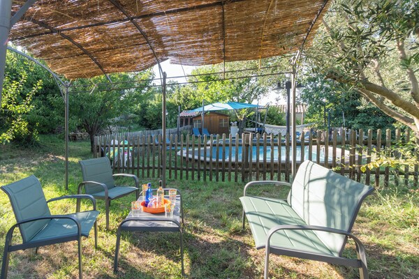 Gîte Nature Tout Confort  Avec Piscine, Idéal Pour 2 Personnes, Ok Animaux - Saint-Martin-d'Ardèche