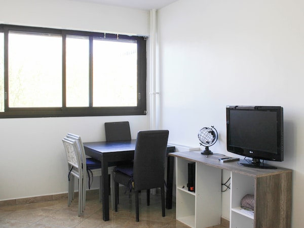 Joli Studio Avec Jardin Proche De Paris - Créteil