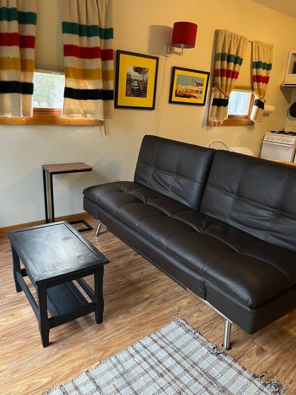 Sleeping Bear Riverside Cabins - Riverview Apartment - Frankfort, MI