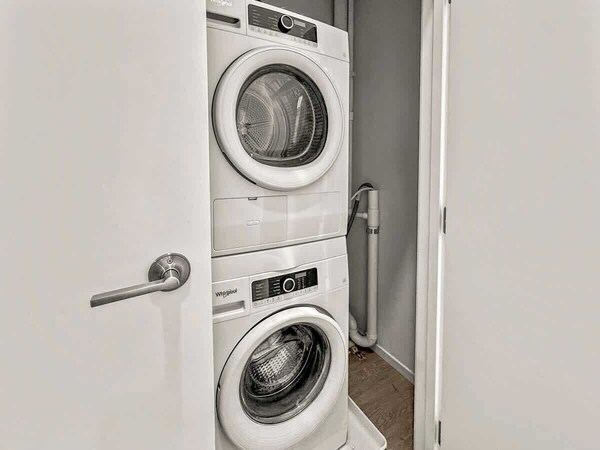 Luxury 1bd | Dt Cleveland | 1 Bed | Free Parking - Cleveland, OH