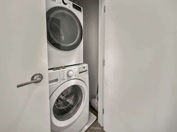 Luxury 2bd | Dt Cleveland | 3 Beds | Free Parking - JACK Cleveland Casino