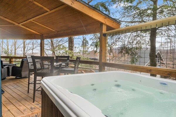 Updated Home Minutes From Skiing - Banner Elk, NC