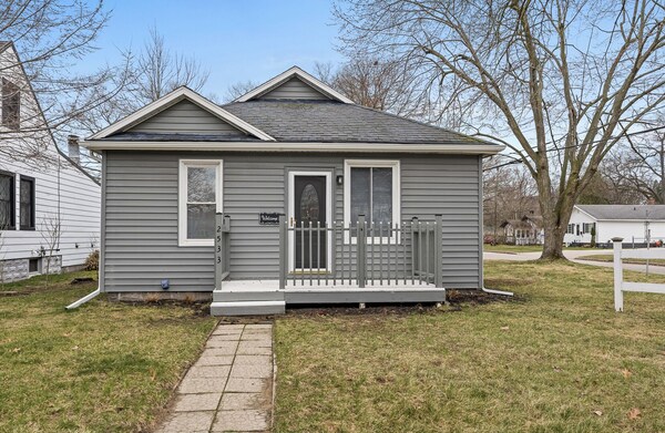 Cozy Vacation Rental- Short Distance To Lake Mi - Muskegon, MI