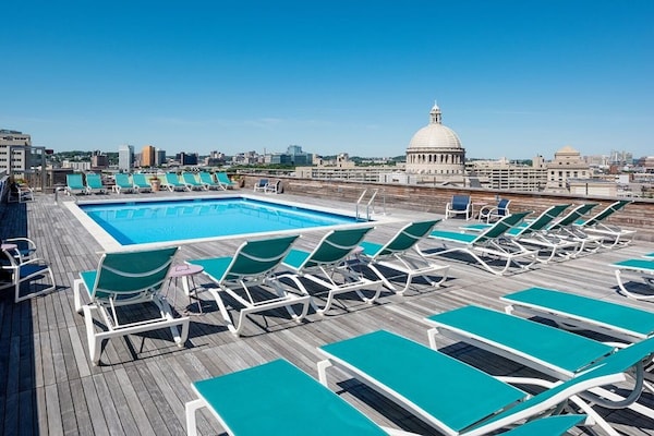 Blueground | Prudential, Pool & W/d, Nr Plaza - Cambridge, MA