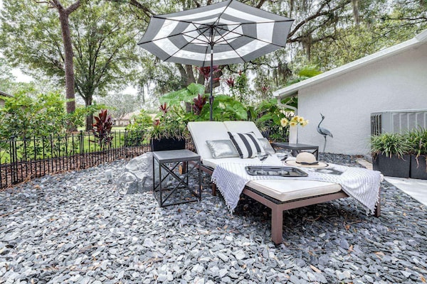Luxury 3br Home W/ Pool, Lanai & Fire Pit In Golf & Tennis Community 3-month Minimum Stay - Wesley Chapel, FL