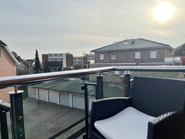 Gemütliches 1-zimmer-apartment Mit Balkon - Lensahn