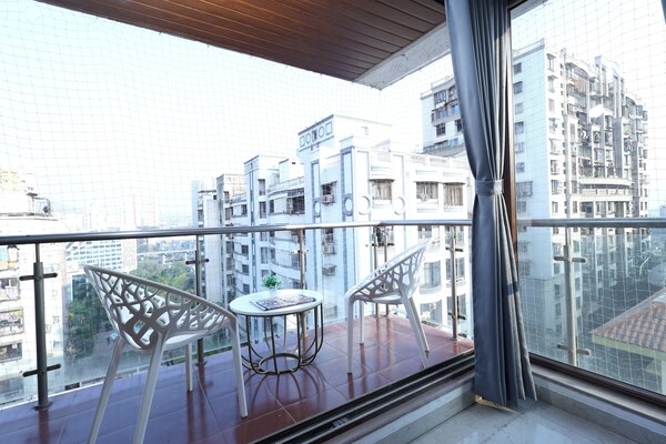 4 Bhk Luxurious Near Goregaon Exhibition Center - Mumbai