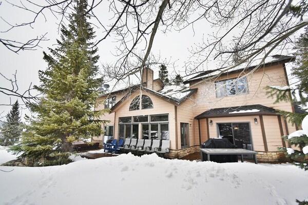 Pet Friendly, Private Hot Tub! Comfy, Big Home. Garage. Easy Drive To Town - Dillon, CO