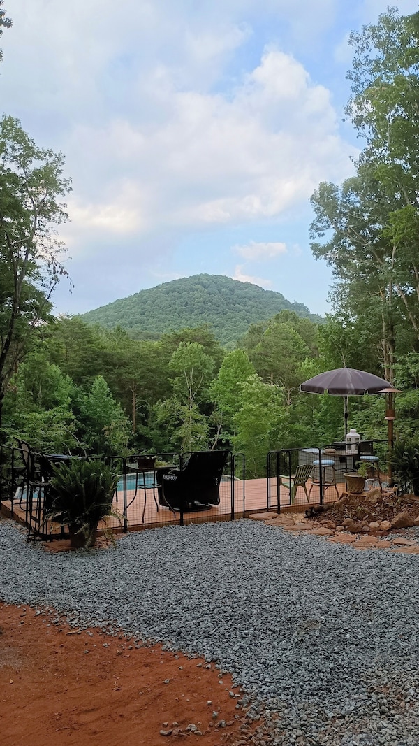 Charming 2-bedroom Country House With Ac, Wifi In Columbus - Tryon, NC