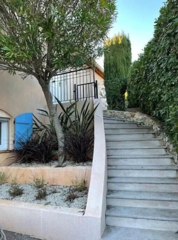 French Riviera Villa - 朱安雷賓