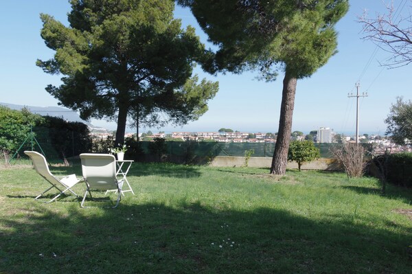 La Casa Di Betta - Two Bedroom House, Sleeps 4 - Sirolo
