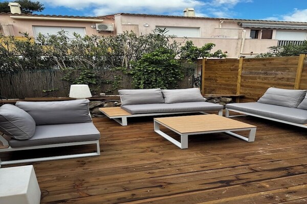 Furnished Apartment T2 30 M2 With Terrace 30 M2 Cap D'agde - Le Grau d'Agde