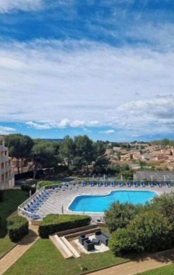 T2 Furnished Residence With Swimming Pool - Les Hauts De Balaruc - Mèze