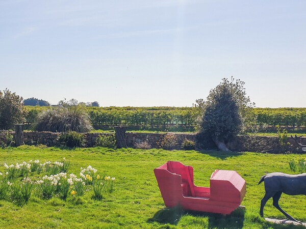 Charming Bunglalow Close To The Beach. - West Mersea