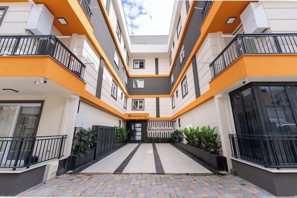 Charming, 2-bedroom Apartment With Ac Wifi In Amazing Antalya - Antalya
