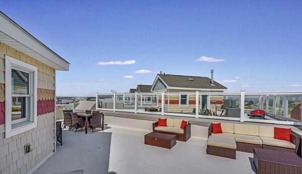 Luxury 3,000 Sf 5br/5.5ba, Rooftop, Pool, Hot Tub - Toms River, NJ