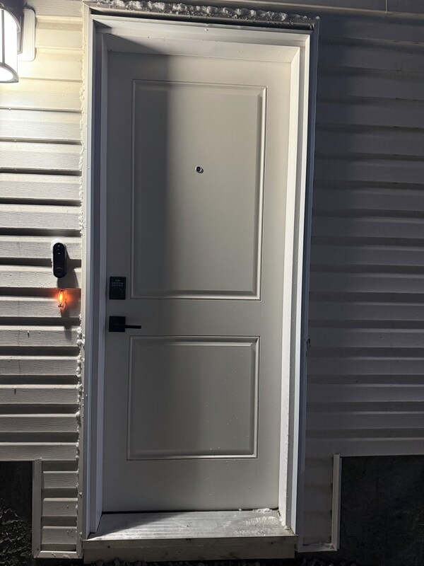 Maxti Guest Suite, Northwest Calgary, Alberta - Calgary