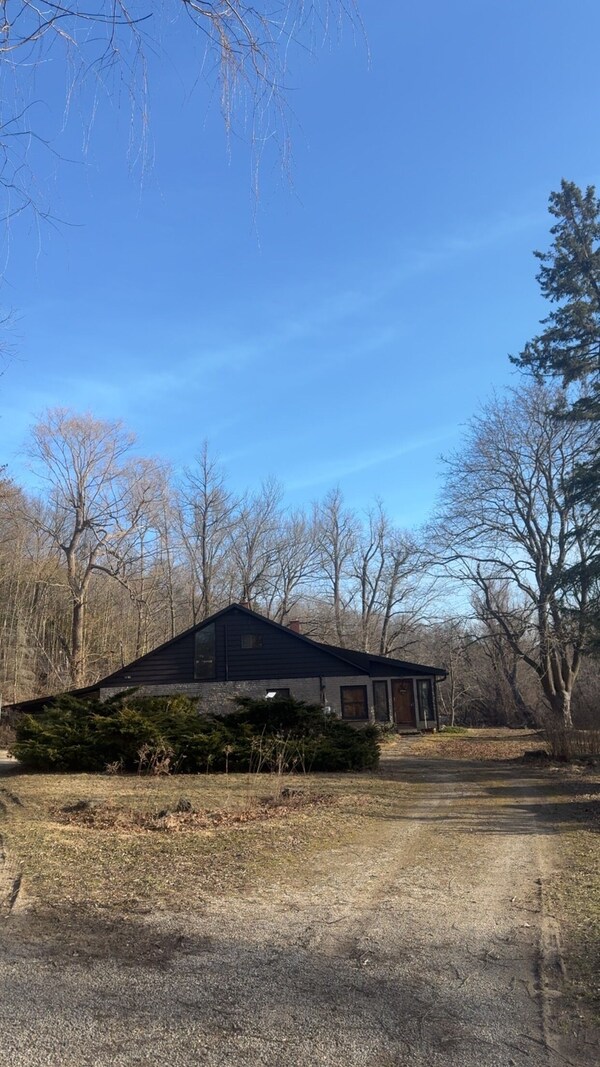 That Quiet Cottage On The Credit River - Caledon