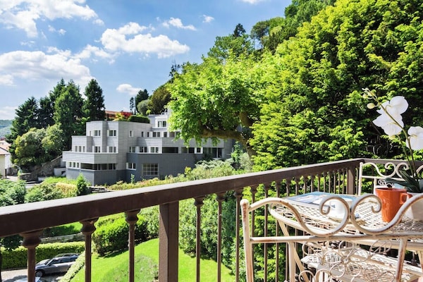 Cernobbio Lake View - One Bedroom Apartment, Sleeps 4 - Cernobbio