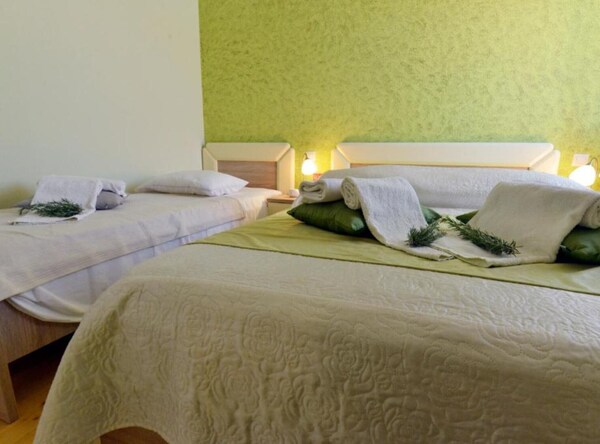 Authentic Istrian Rooms For Unforgettable Stays - Triple Room - Fasana