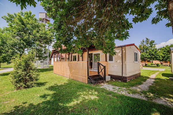 Three Bedroom Mobile Home With Lake View (Owner 3) - Jesenice