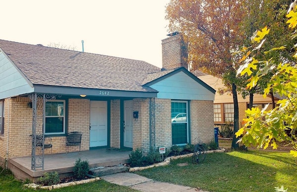 Casa Burlington: Flexible & Wfh Ready. Longer Stays Welcome! - Cedar Hill, TX