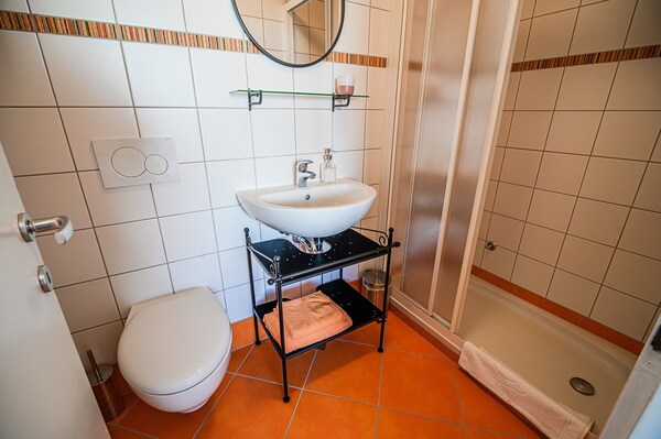 Double Room Lilija With Breakfast In Ančkin Kot - Postojna