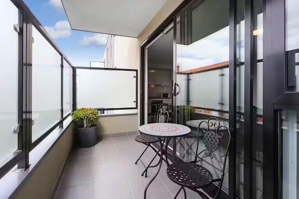 15 Minutes To Melbourne Cbd And 10 Minutes Williamstown Beach. - Williamstown