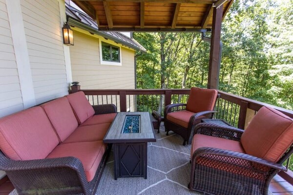 Pre Launch! Long Range Views Hottub Gamerm Central - Boone, NC