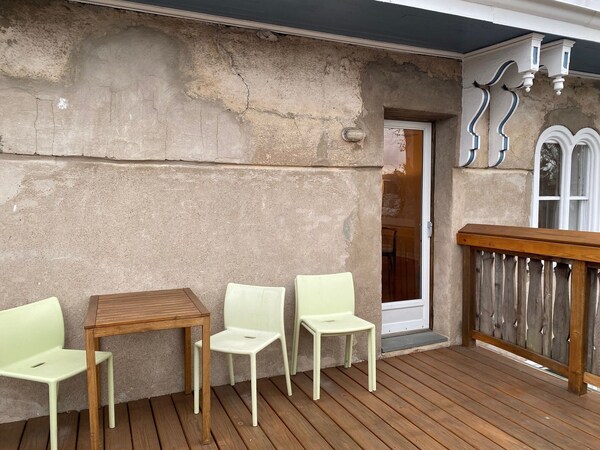 Charming 1-bedroom Tree Top Apartment In Lovely Phila-university City Ac & Wifi - Philadelphia, PA