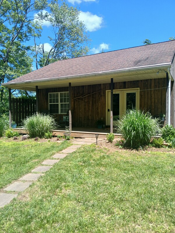 The Cozy Cottage! Private 1-bedroom Cottage In A Peaceful Setting In Ottsville - Pennsylvania