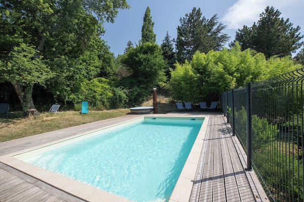 Chalet 'Jaune 4 - 5 Personnes' Avec Balcon Et Wi-fi - Alba-la-Romaine