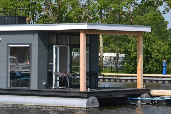 Houseboat In Sneek With Lake Views - Sneek