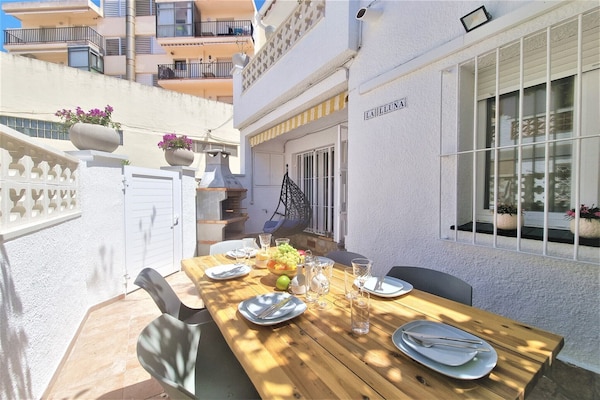 Beautifully Renovated Villa In Lescala - L'Escala