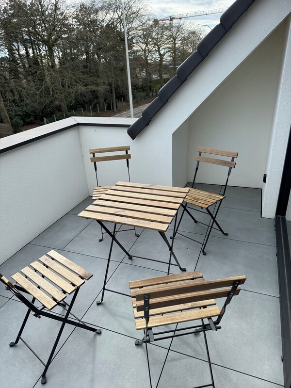 Stay Every Day (App 2). New Building With 3 Apartments. Between Bruges And Ghent. - Maldegem