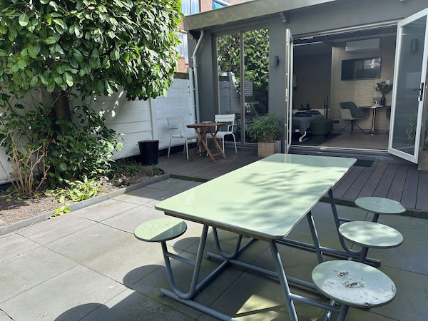 City Oasis The Hague, In The Heart Of The Hague And 20 Minutes From The Beach - Hook of Holland