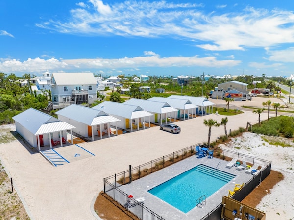 Cape Cottage - Redfish - Pet Friendly, Pool, Dedicated Beach And Bay Access - Port St. Joe, FL