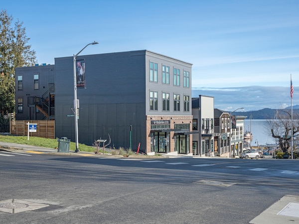 Waterview! Luxury Penthouse! Expansive Views! - Friday Harbor, WA