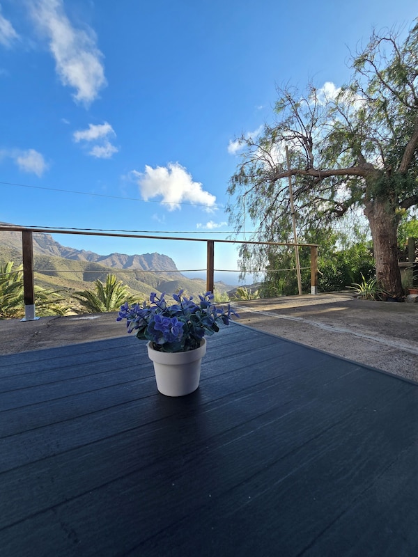 Rustic House Sea Views & Minibar - La Gomera