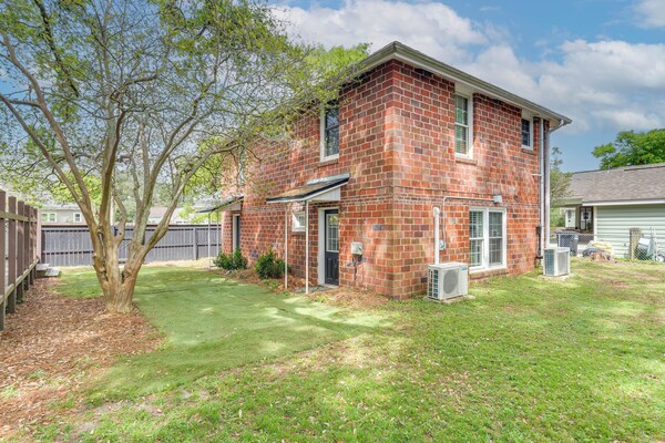 2 Mi To Dtwn Pensacola: Dog-friendly Apartment - Brent, FL