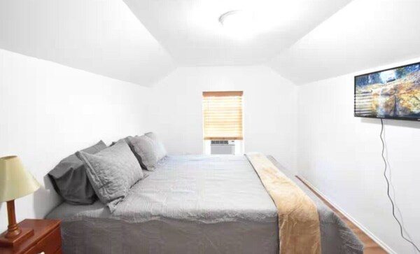 Tiny Home/cozy Retreat - Near At&t Stadium - Arlington, TX