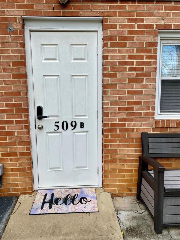 Cozy 1-bedroom Apartment Central In Johnson City - Johnson City, TN