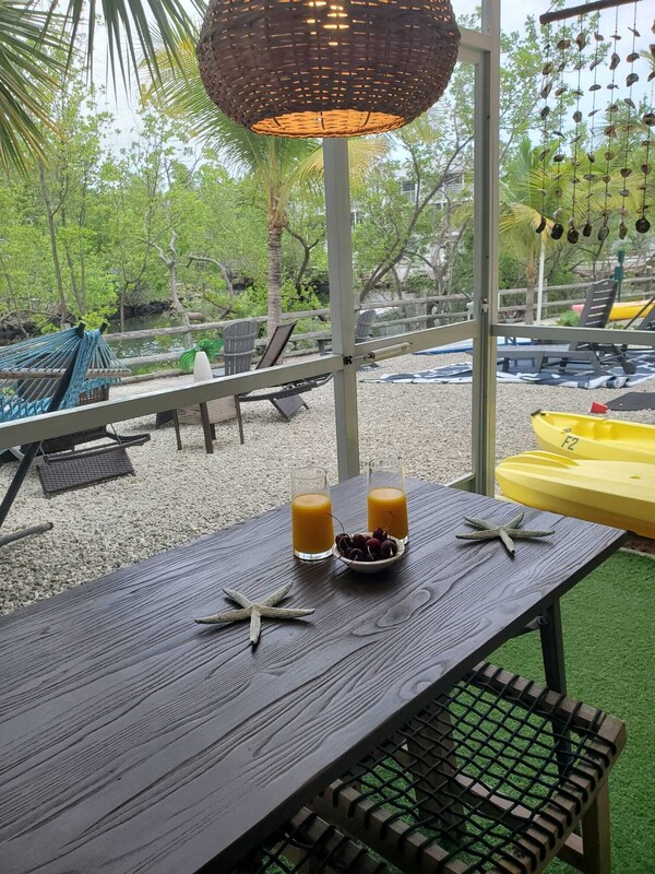 Tropical Lagoon Views At Kawama Yacht Club, Key Largo - Key Largo, FL