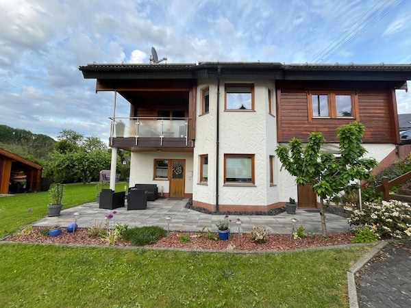 Gemütliche Ferienwohnung In Ruher Lage - Hilchenbach