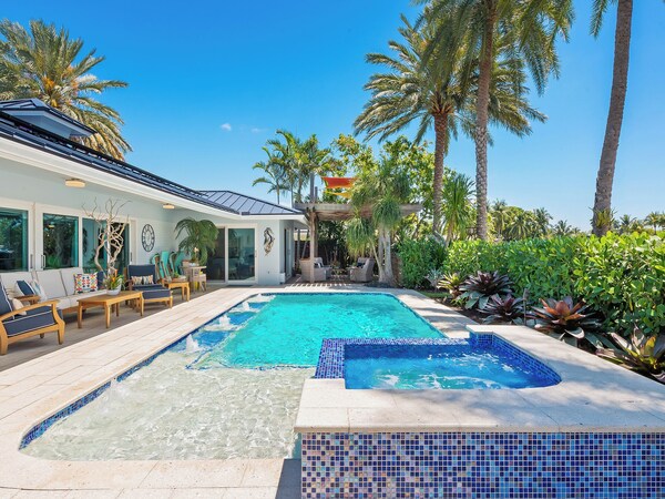 New! Experience Luxury At The Sapphire. - Pompano Beach, FL