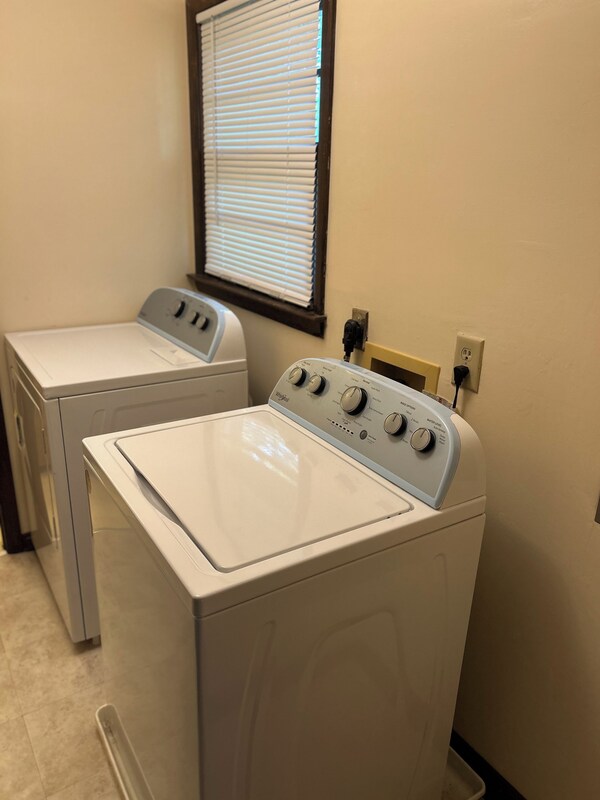 3-bedroom House Near Crane Creek Vineyards In Young Harris - Young Harris, GA